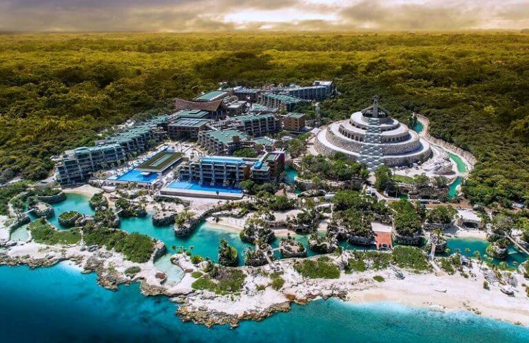 How much and how to take money to Cancun - 2024